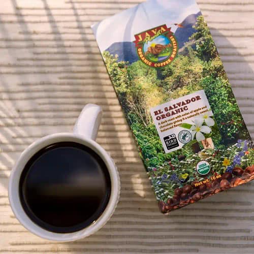 Bird-Friendly Coffee: Impact, Significance, and How to Choose It